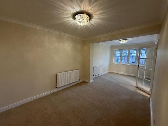 4 bedroom house to rent