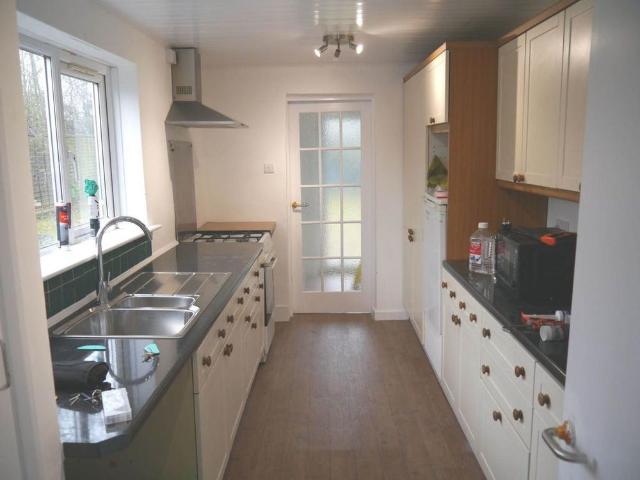 4 bedroom house to rent