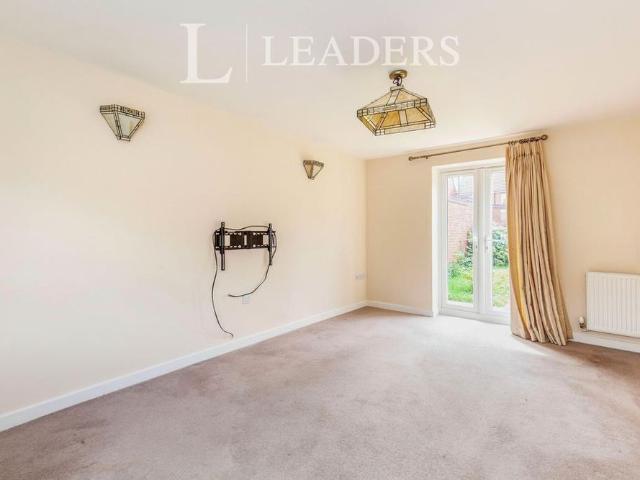 4 bedroom house to rent