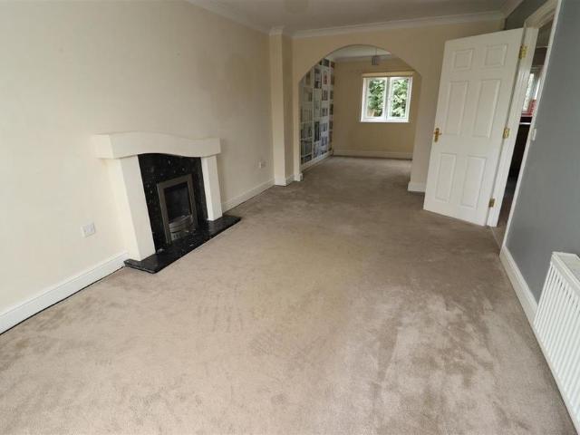 4 bedroom house to rent