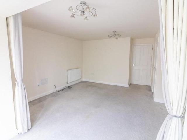 4 bedroom house to rent