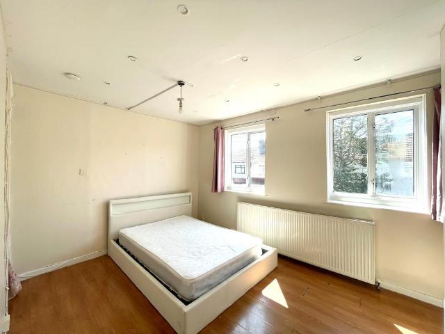 4 bedroom house to rent