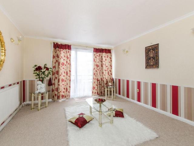 4 bedroom house to rent