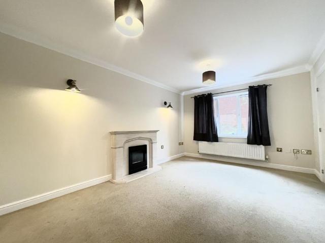 4 bedroom house to rent