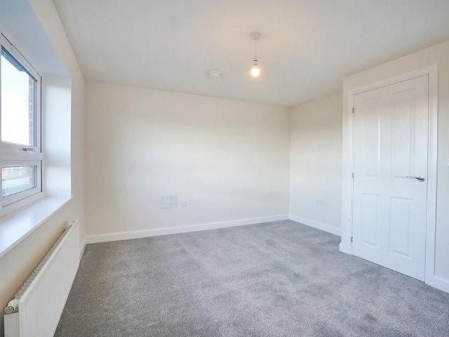4 bedroom house to rent