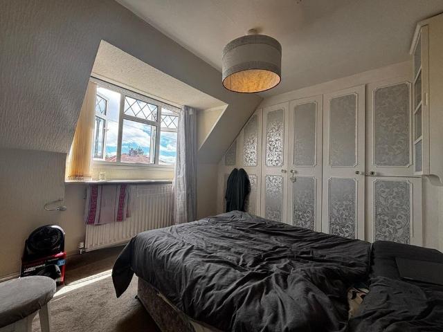 4 bedroom house to rent