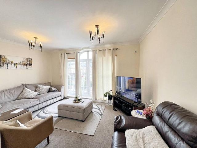 4 bedroom house to rent
