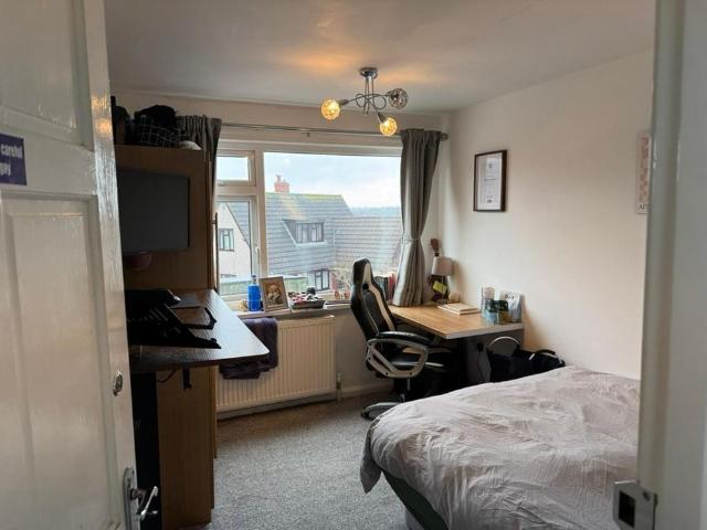 4 bedroom house to rent