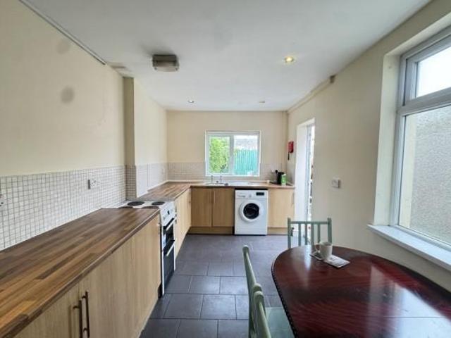 4 bedroom house to rent