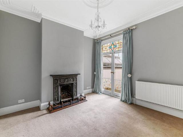 4 bedroom house to rent