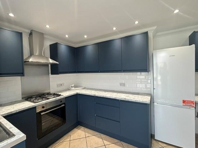 4 bedroom house to rent