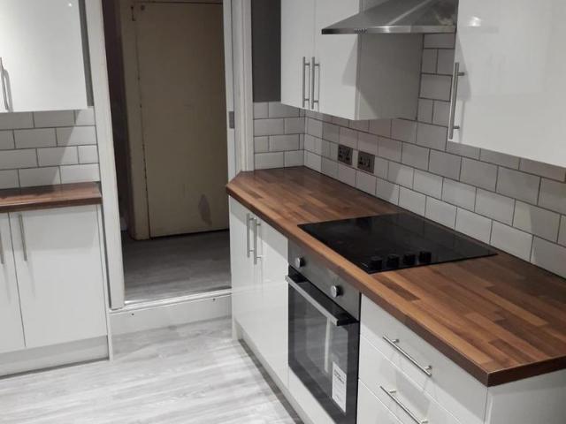4 bedroom house to rent