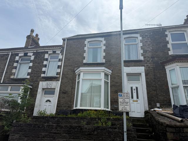 4 bedroom house to rent