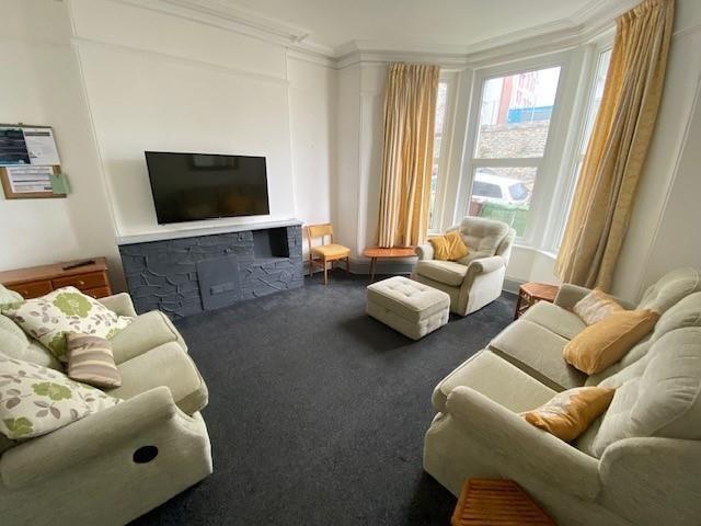 4 bedroom house to rent