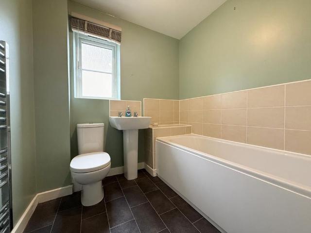 4 bedroom house to rent