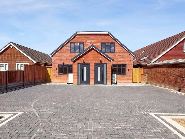 4 bedroom house to rent