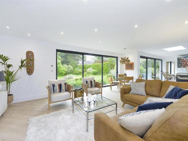 4 bedroom house to rent