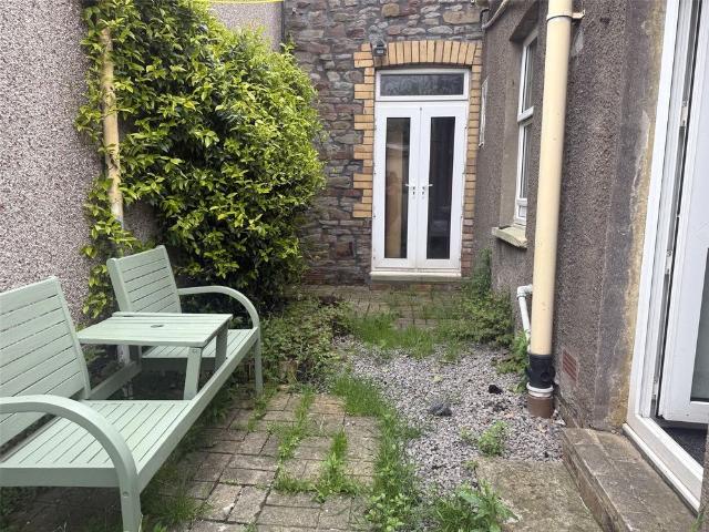 4 bedroom house to rent