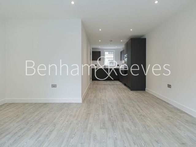 4 bedroom house to rent