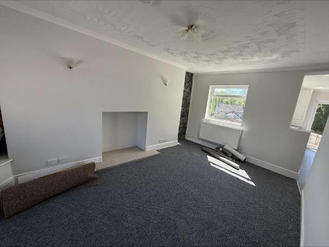 4 bedroom house to rent