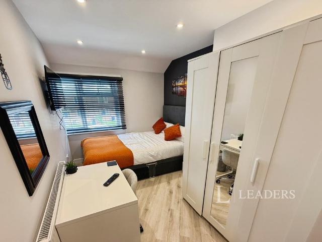 4 bedroom house to rent