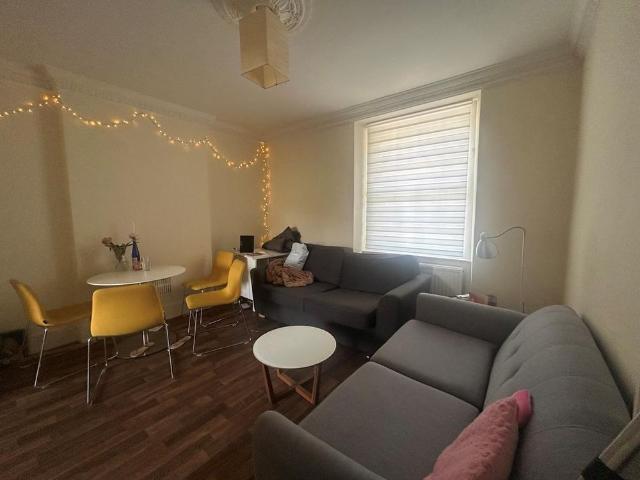4 bedroom house to rent