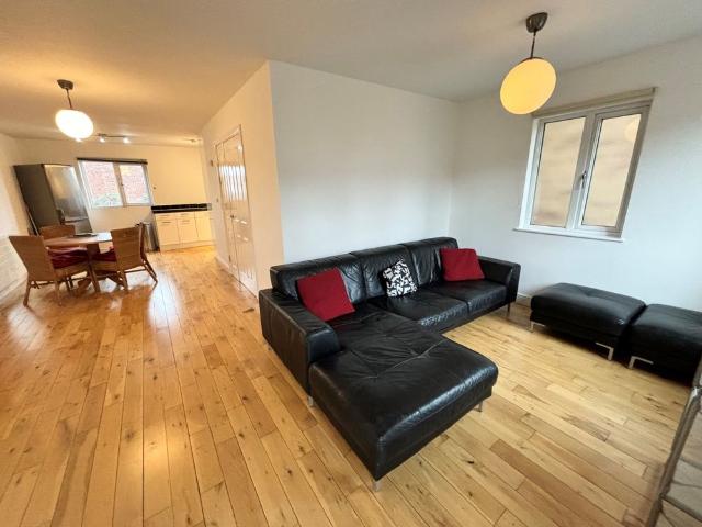 4 bedroom house to rent