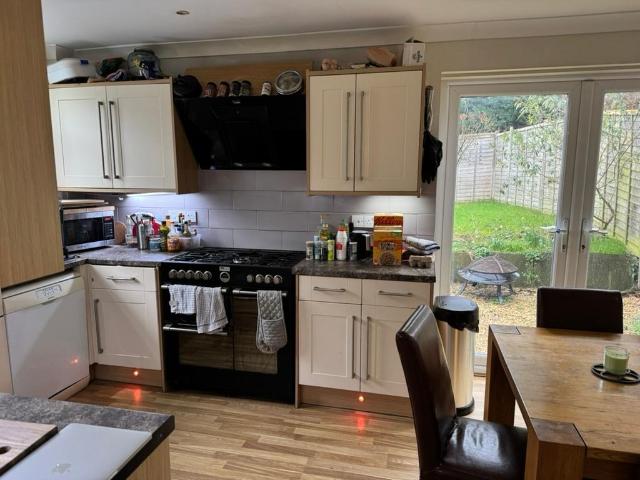 4 bedroom house to rent