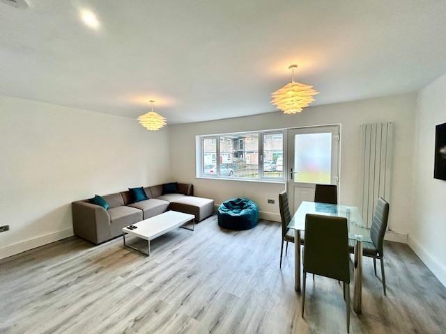 4 bedroom house to rent
