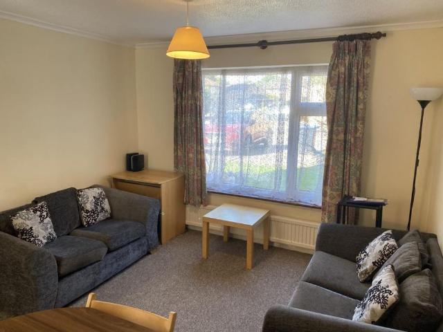 4 bedroom house to rent