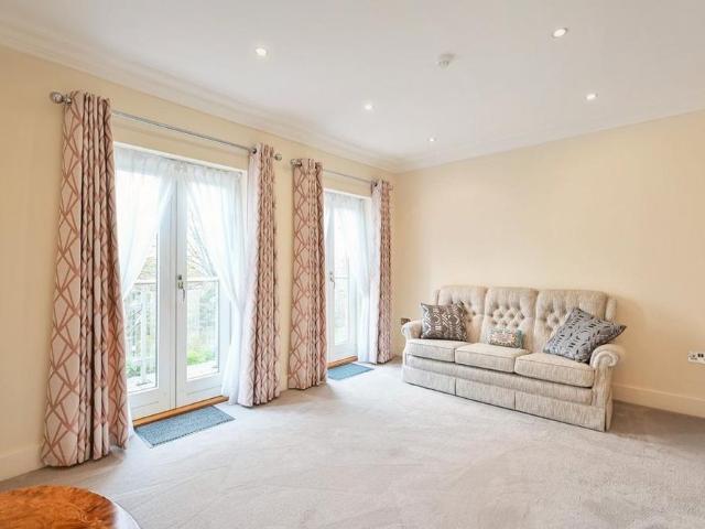 4 bedroom house to rent