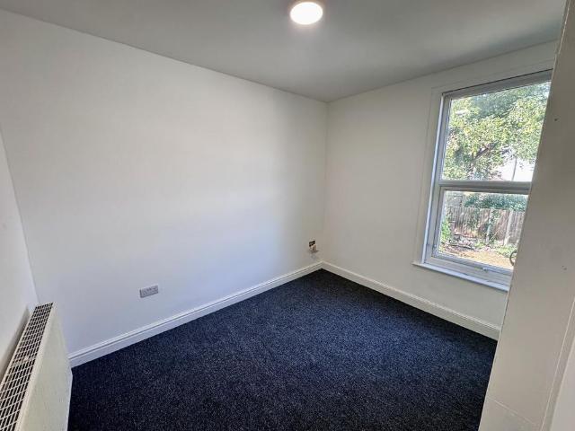 4 bedroom house to rent