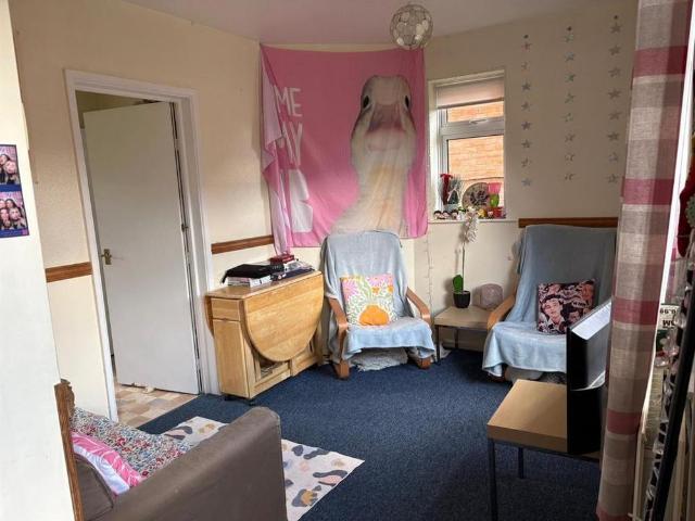 4 bedroom house to rent