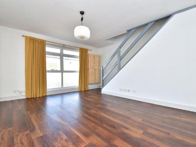 4 bedroom house to rent
