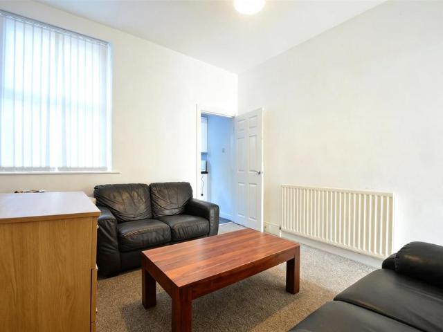4 bedroom house to rent