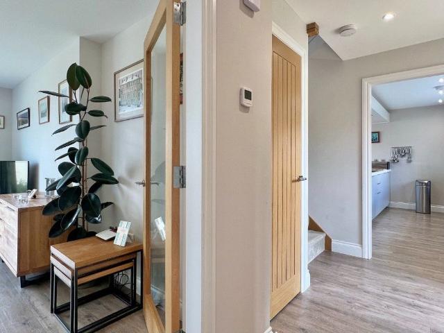 4 bedroom house to rent