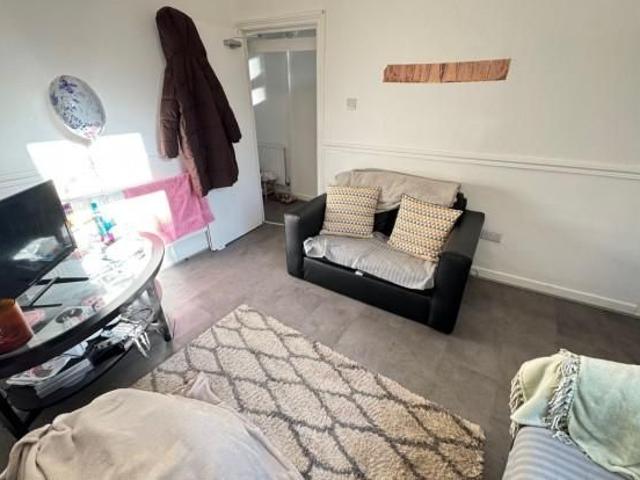 4 bedroom house to rent