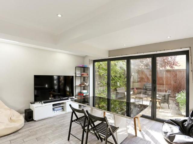 4 bedroom house to rent