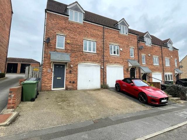 4 bedroom house to rent