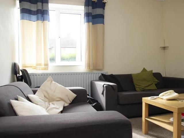 4 bedroom house to rent
