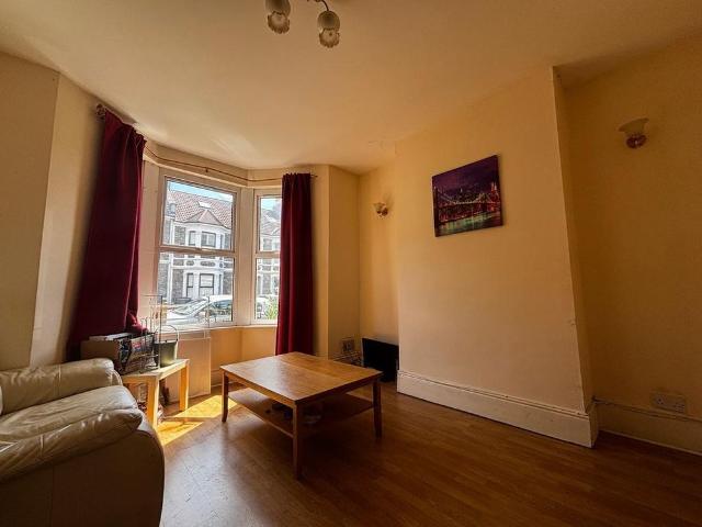 4 bedroom house to rent