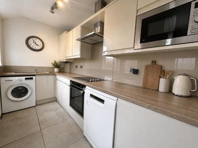 4 bedroom house to rent
