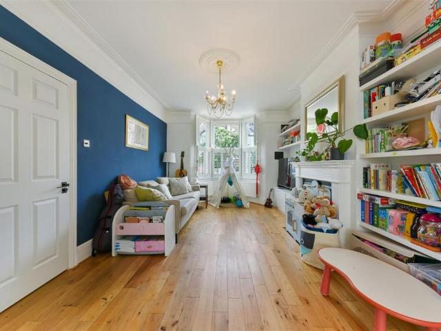 4 bedroom house to rent
