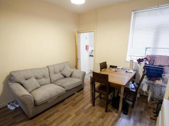 4 bedroom house to rent