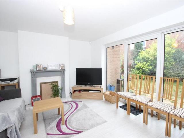 4 bedroom house to rent