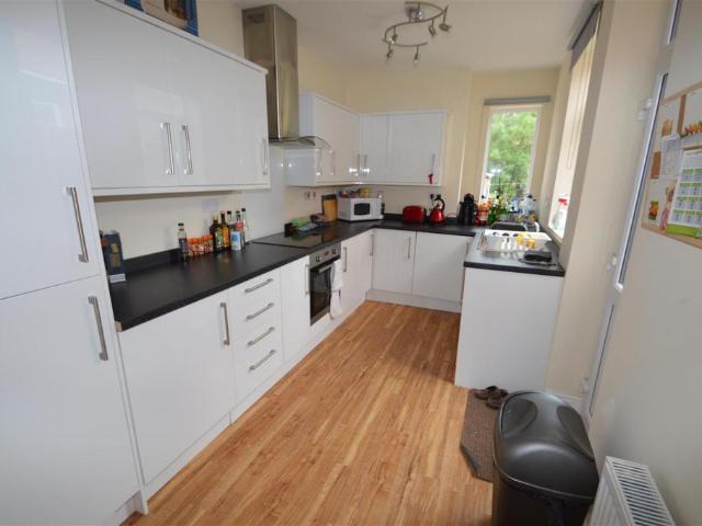 4 bedroom house to rent