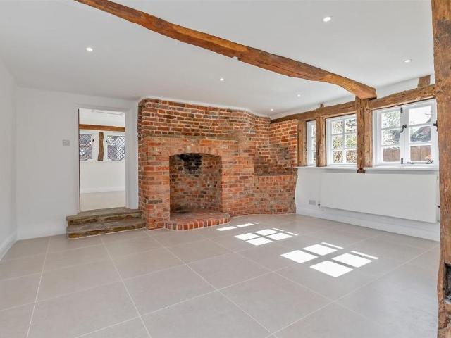 4 bedroom house to rent