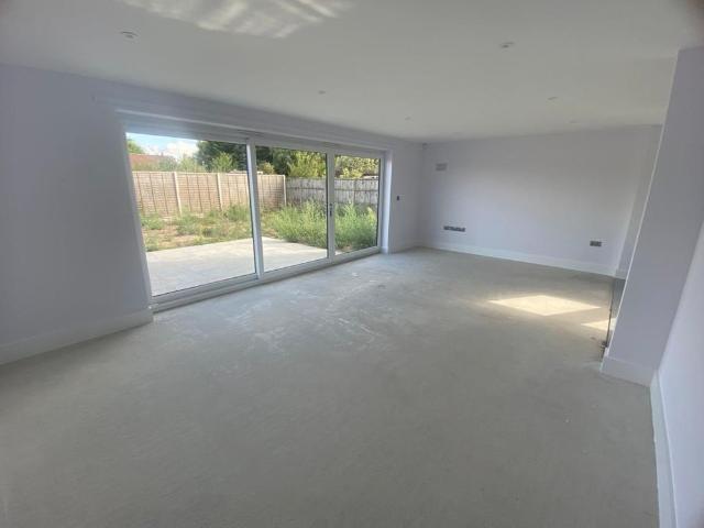 4 bedroom house to rent
