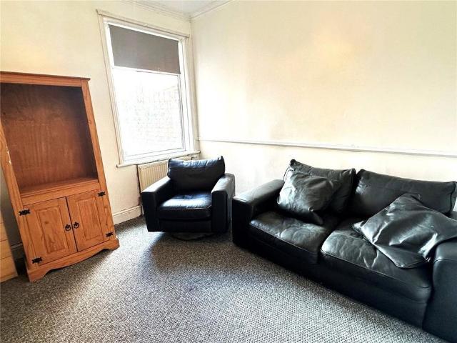 4 bedroom house to rent