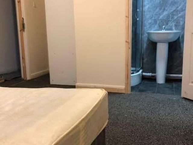 4 bedroom house to rent